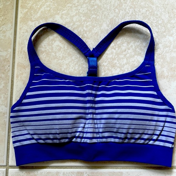 Athleta | Intimates & Sleepwear | Athleta Xs Sports Bra | Poshmark